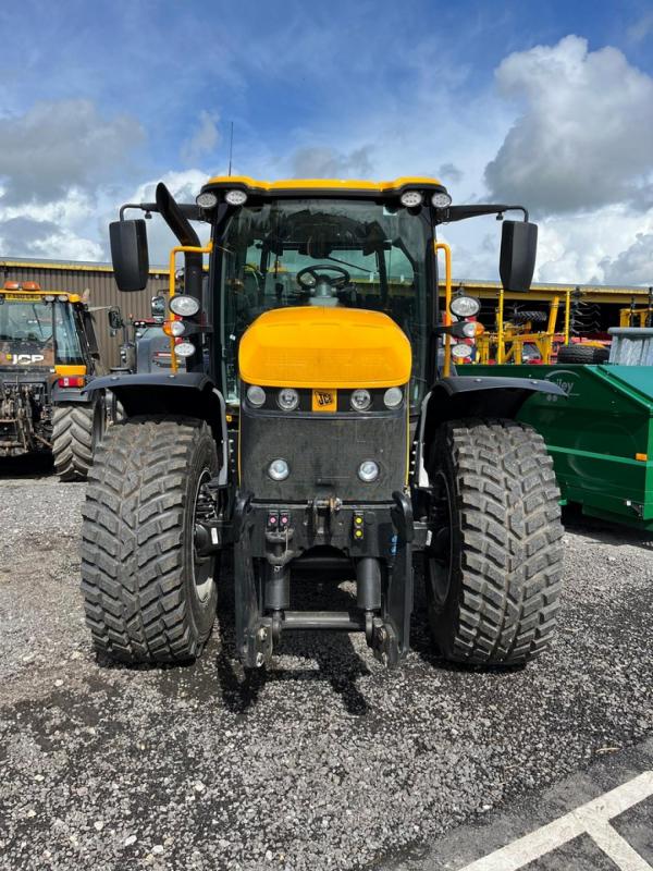 JCB 4220 Icon Fastrac for Sale - SJB Tractors Ltd