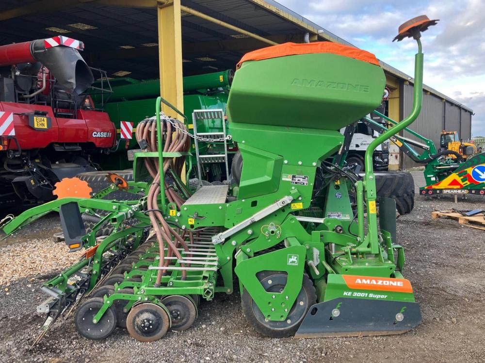 Amazone Centaya 3000 Super Combi Drill cw 3m Pwr Harrow for Sale - SJB ...